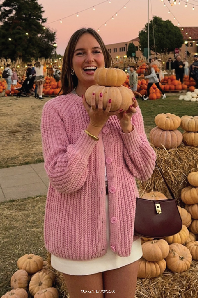 13 Insanely Good Pumpkin Patch Outfits That Break the Mold | Currently ...